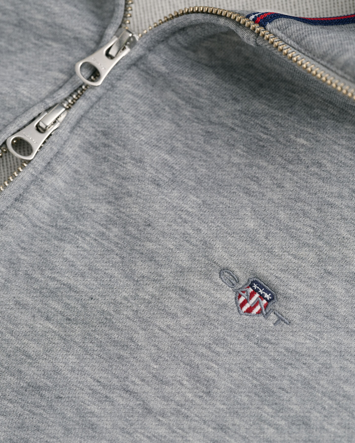 Shield Zip Sweatshirt - GANT