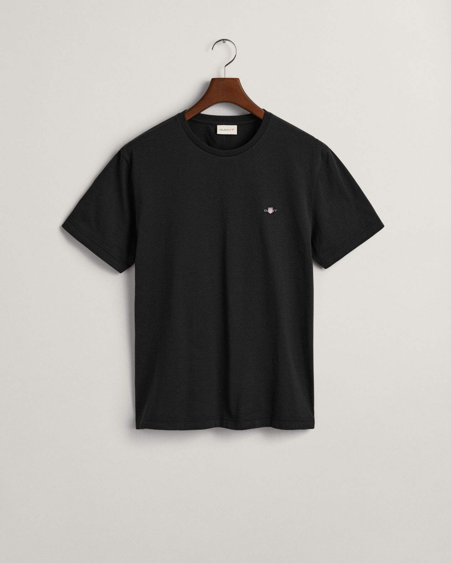 Regular Fit Shield T-Shirt - GANT