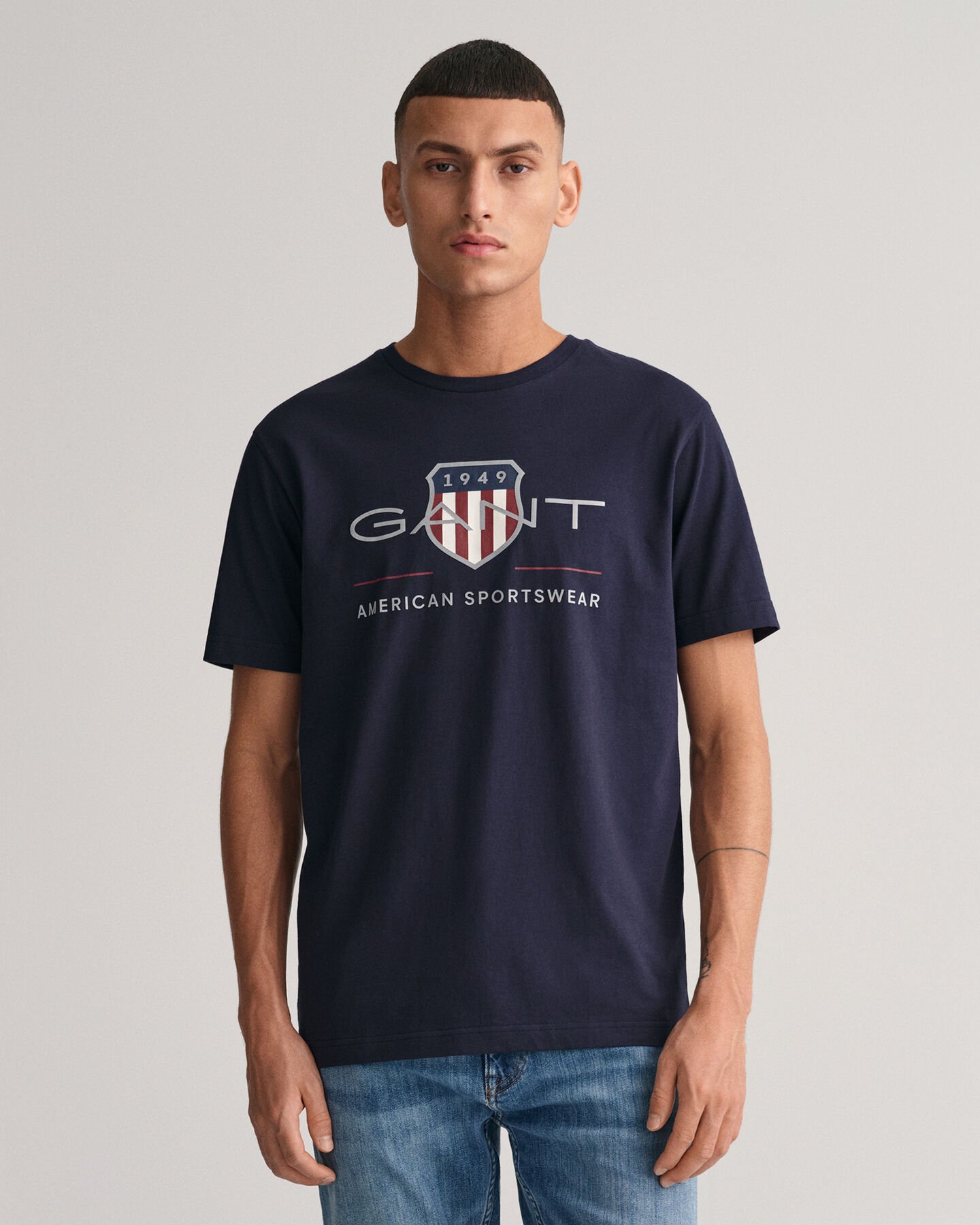 Archive Shield T-Shirt - GANT