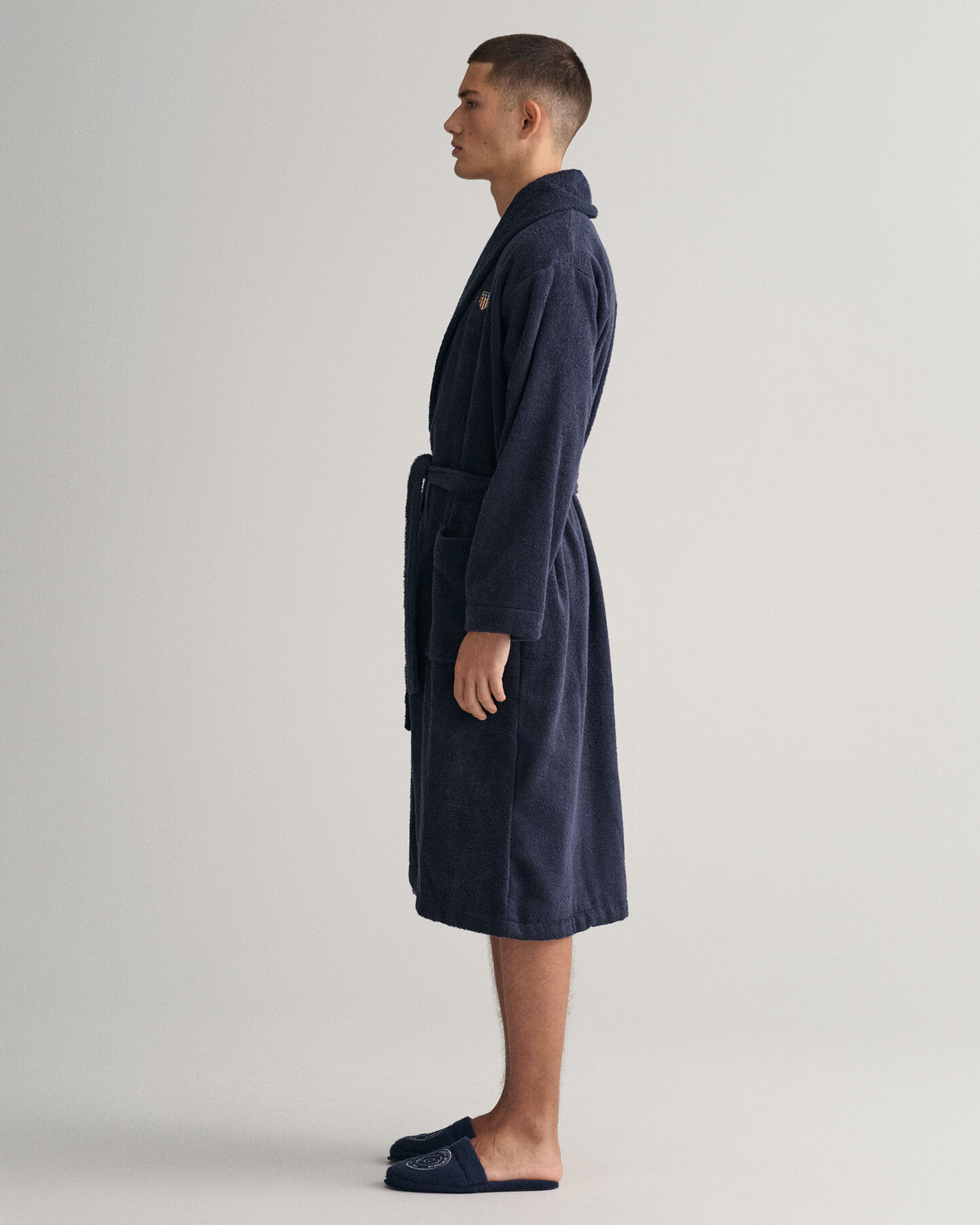 Archive Shield Terry Cloth Robe - GANT
