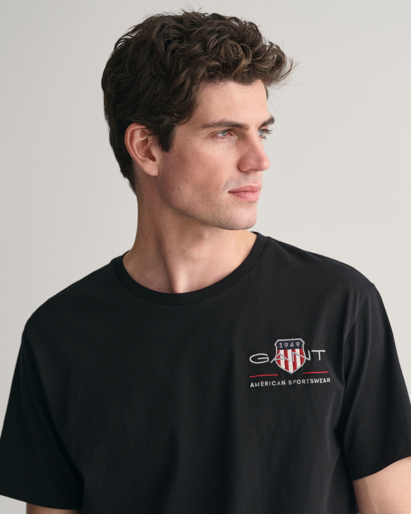 Embroidered Archive Shield T-Shirt - GANT