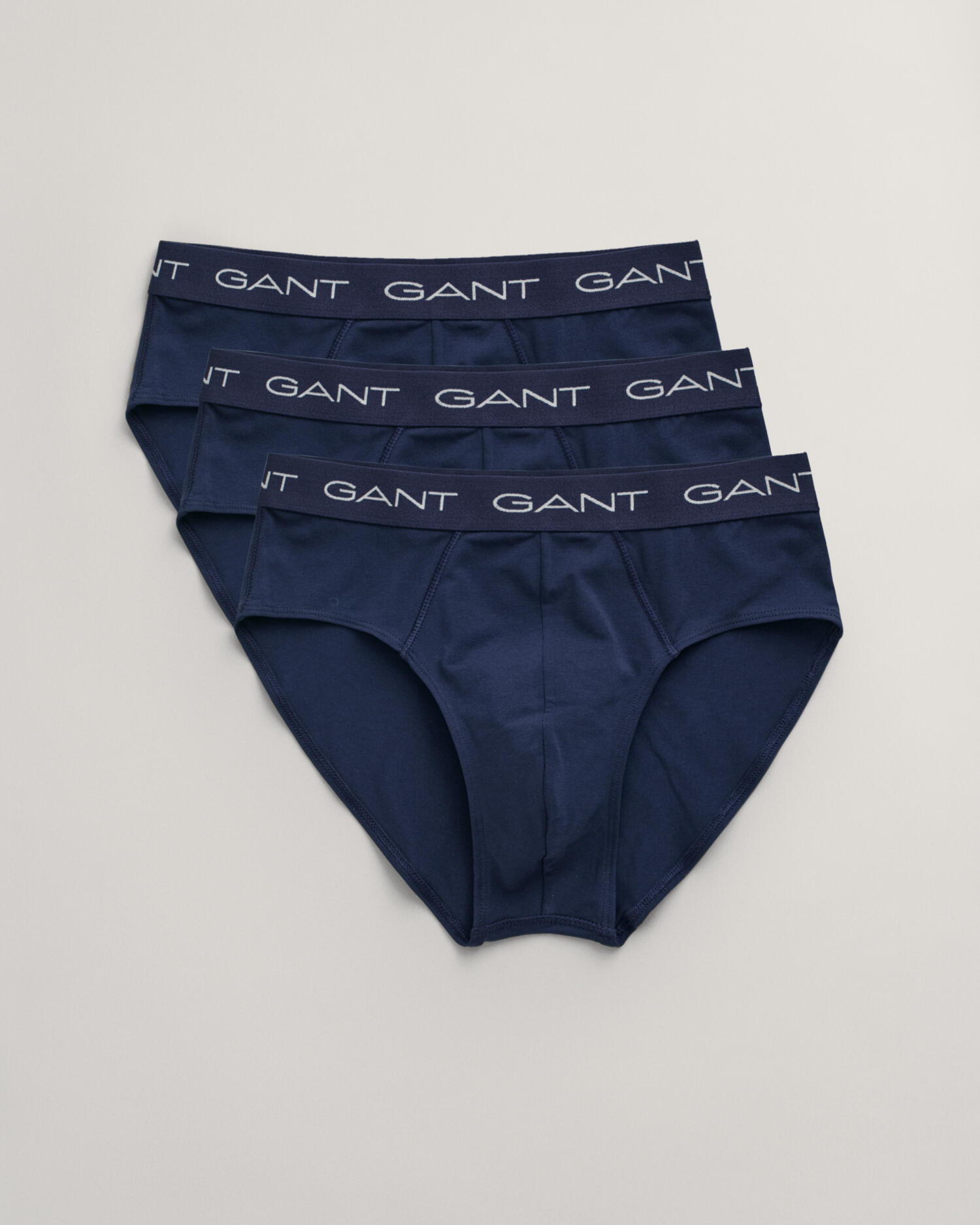 Sites-Gant-UK-Site