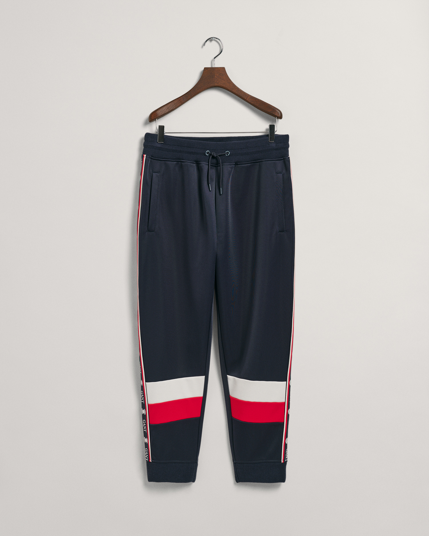 Sites-Gant-UK-Site